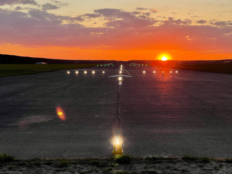 Temporary Airfield Lighting For Airports - S4GA Emergency Runway Lights