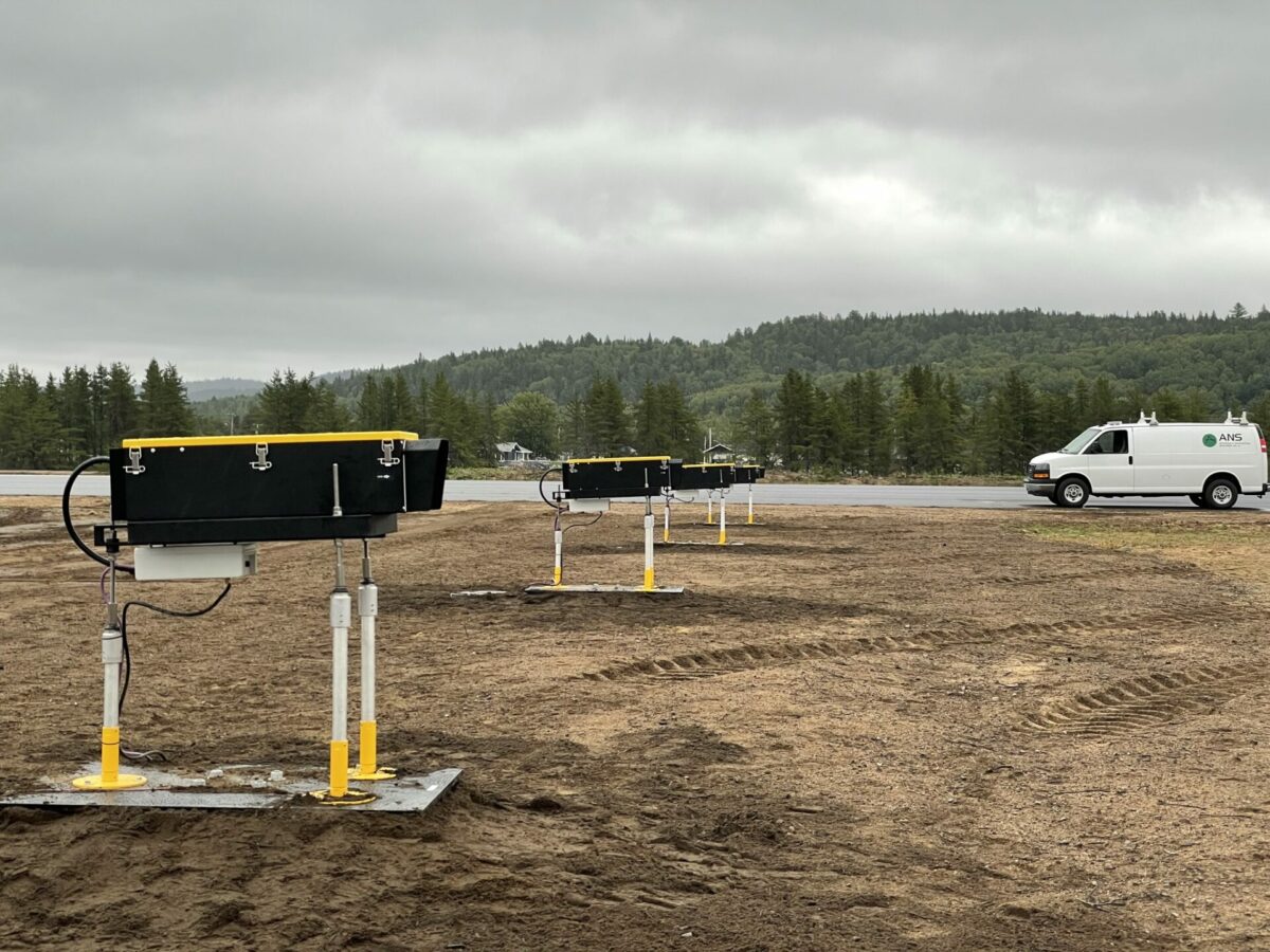 LED PAPI Lights - S4GA World's Safest Runway Lighting