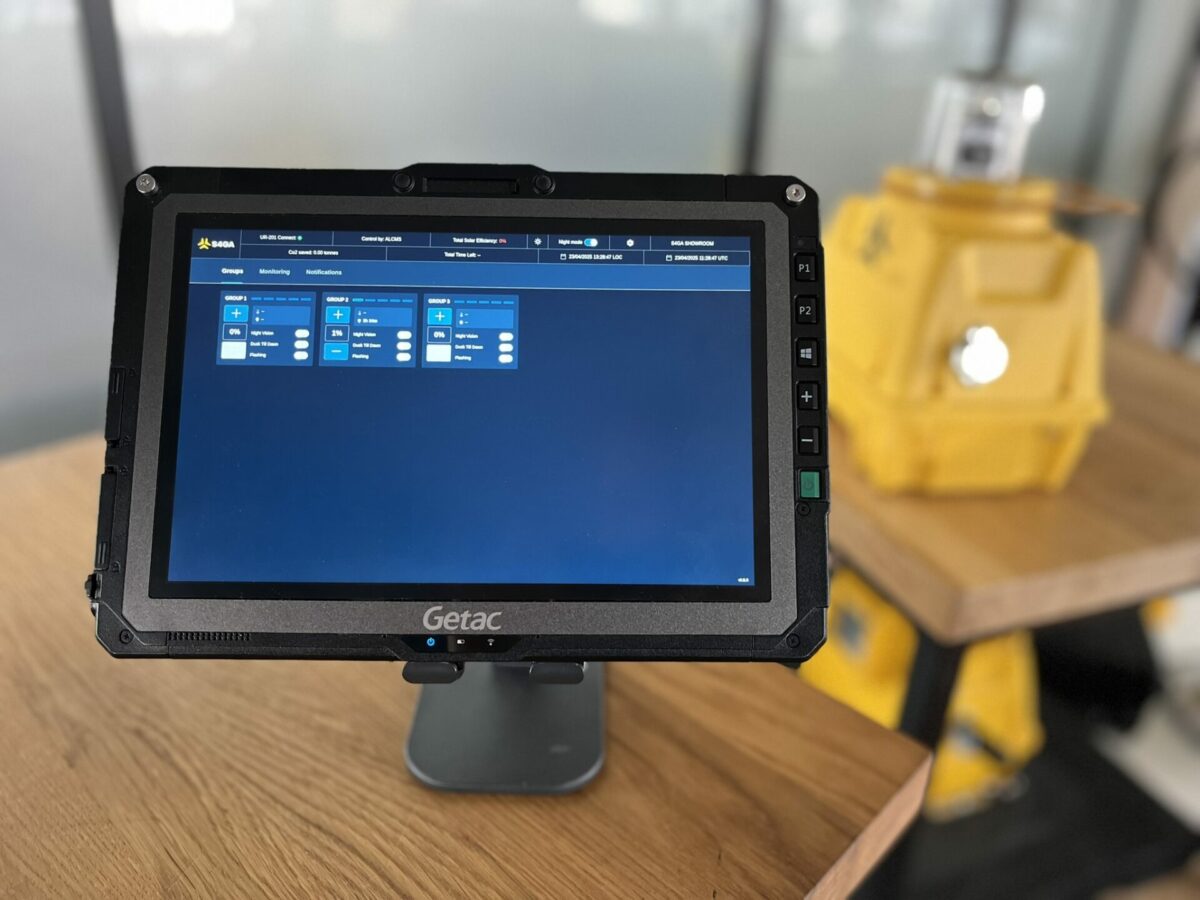 Mobile Touchscreen with ALCMS - AGL Control & Monitoring - S4GA