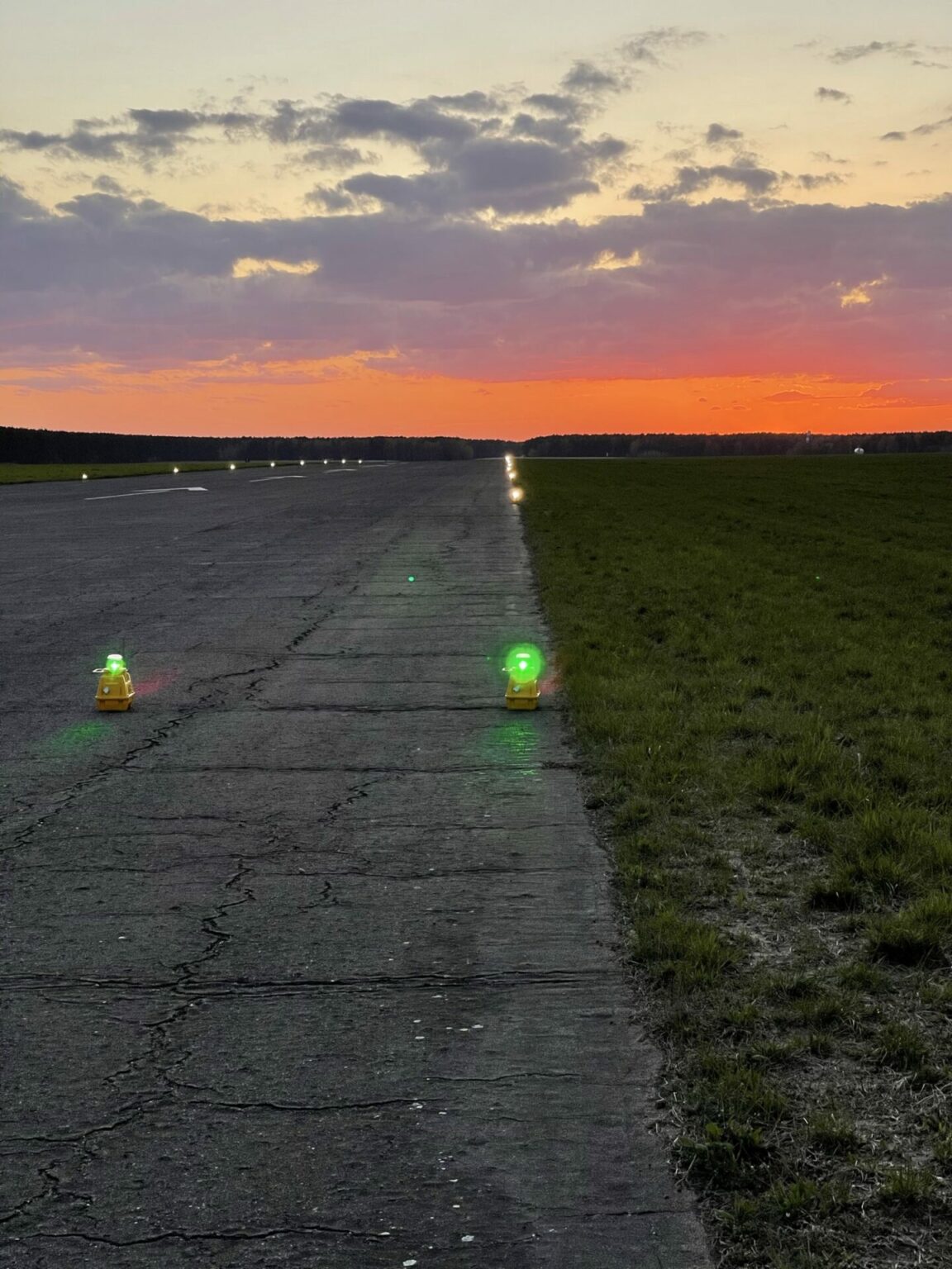 Medium Intensity Portable Threshold Light - S4GA