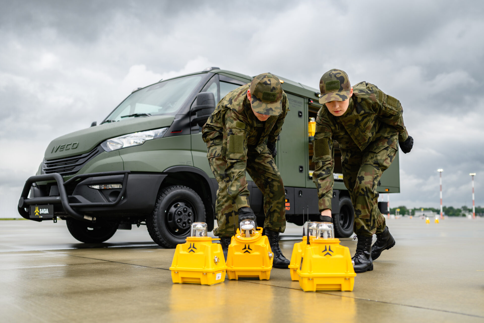 Military Airfield Lighting Truck - Portable Airfield Lighting - S4GA